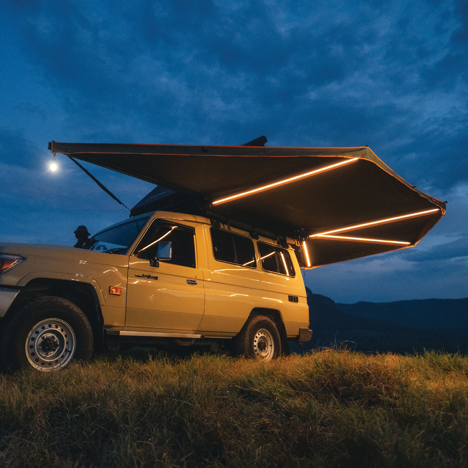 270 FREESTANDING LED AWNING L – DARCHE®